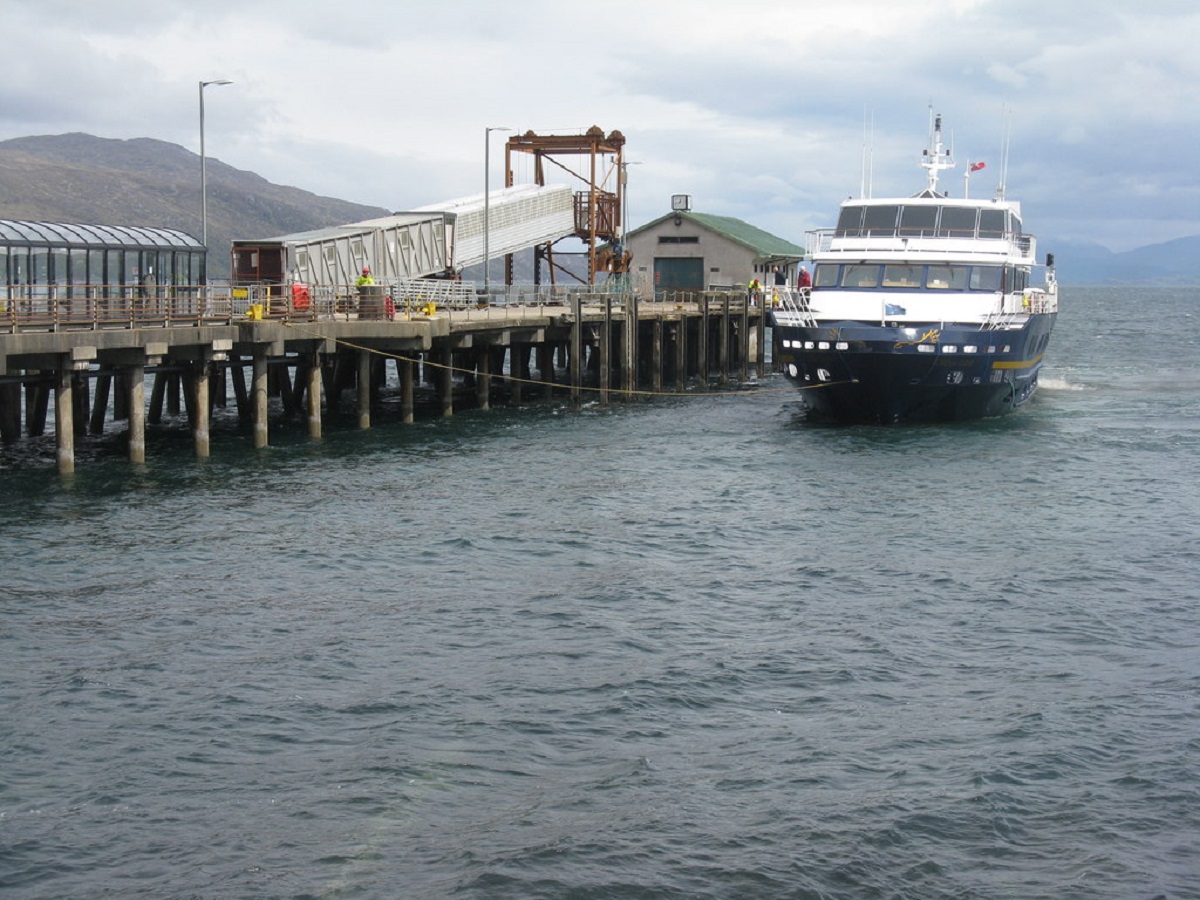 Council urged to help us and CalMac by releasing Craignure berth – Mull ...